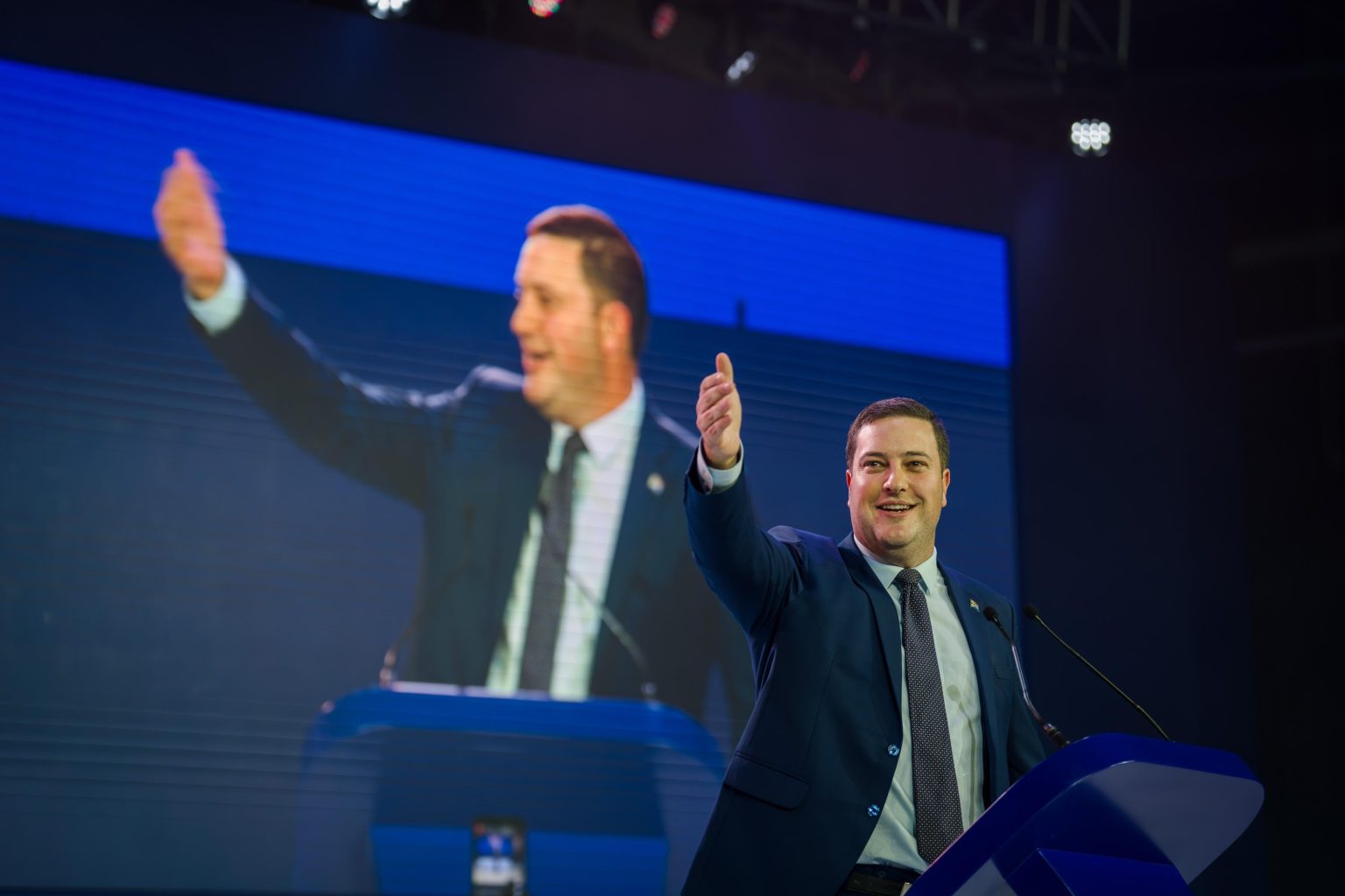 Cape Town mayor Geordin Hill-Lewis elected DA leader - Inside Metros